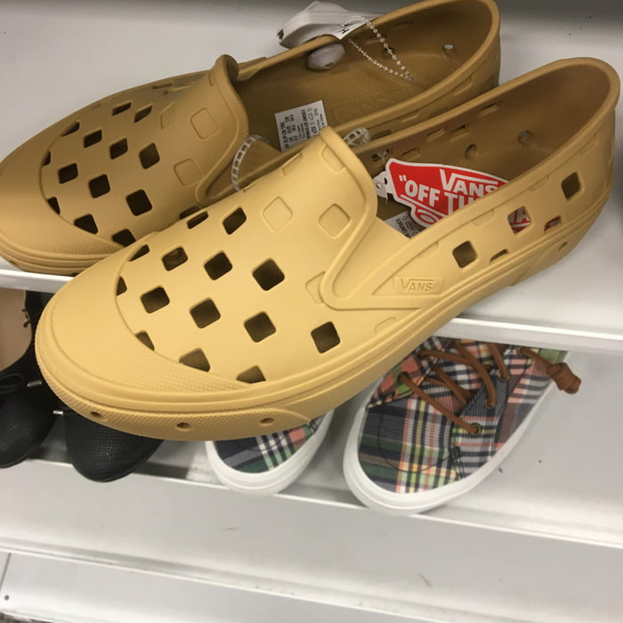 Noooooo Vans+Crocs?! - 9GAG