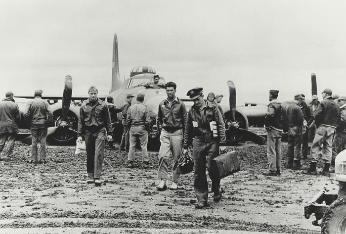 301st BG B17 landing gear shot away, pilot made successful belly ...
