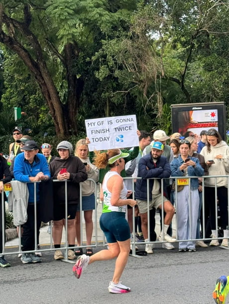 Memes Marathon Greannmhar