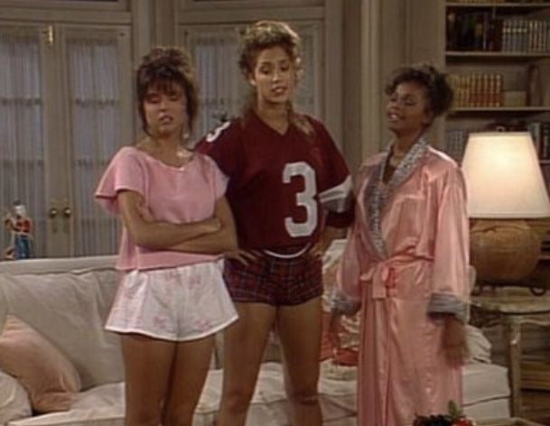 Kelly Kapowski, Jessie Spano and Lisa Turtle - 9GAG