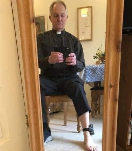 Best Funny priest Memes - 9GAG