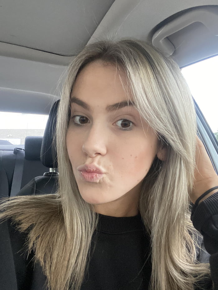 Rate me plz 😈 - 9GAG