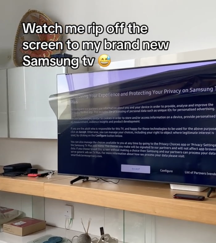 Couple Broke Their New TV By Mistakenly Peeling Screen Off - 9GAG