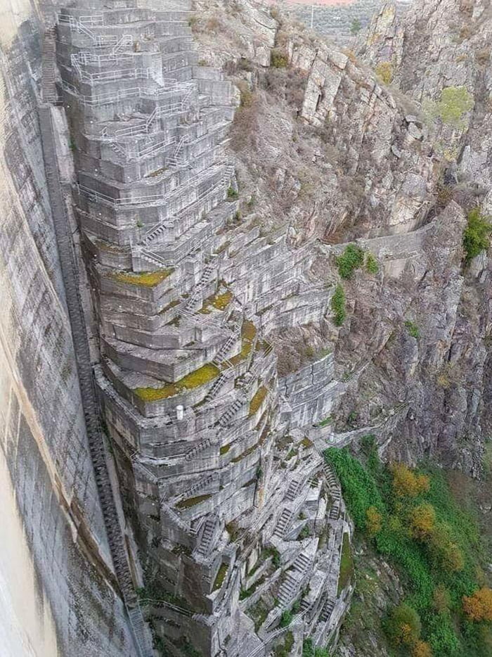 Varosa dam stairs, Lamego, Portugal. There's a workout. - 9GAG