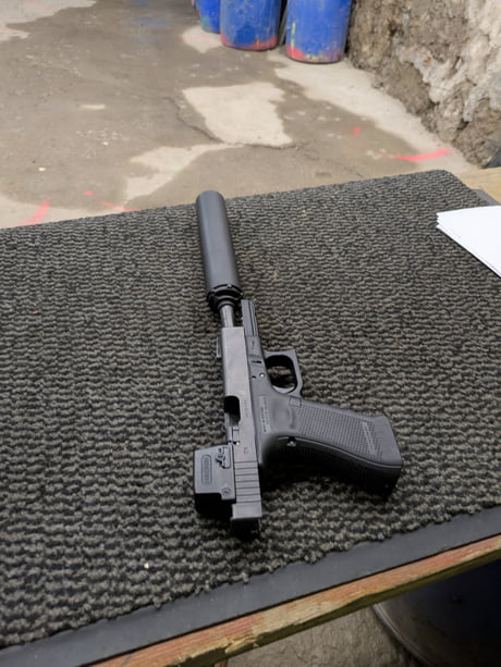 Best Funny glock Memes - 9GAG