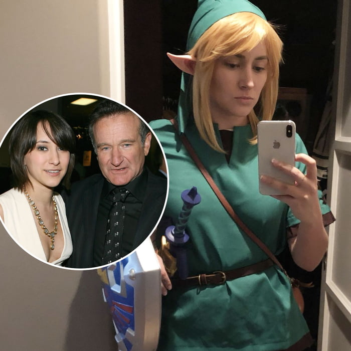 Zelda dressed as Link - 9GAG