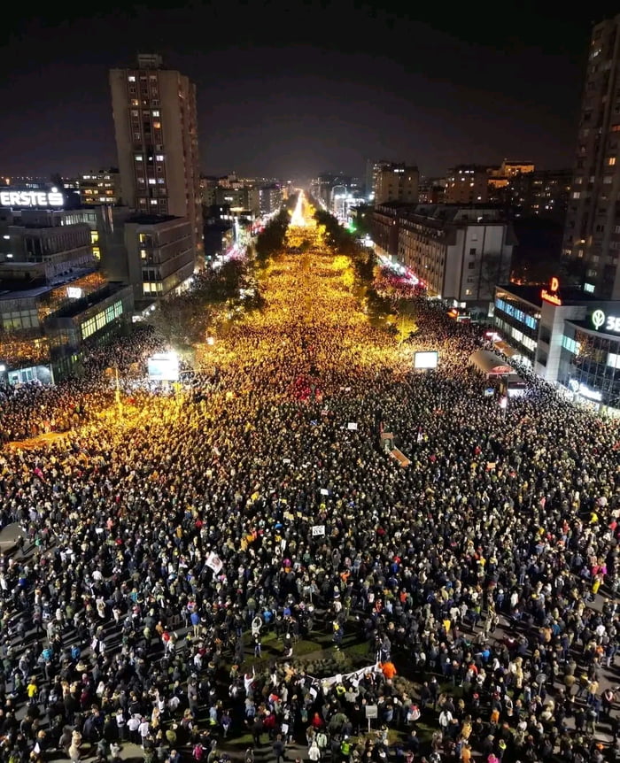 After yesterday's protests in Novi Sad (Serbia) governing SNS party has ...