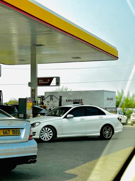 Best Funny explosion Memes - 9GAG