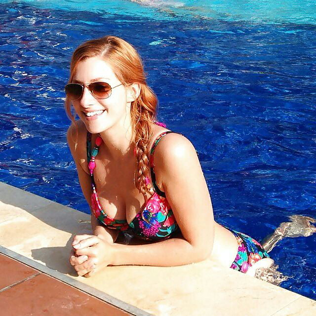 Sexy Bikini #Lara Trautmann - 9GAG