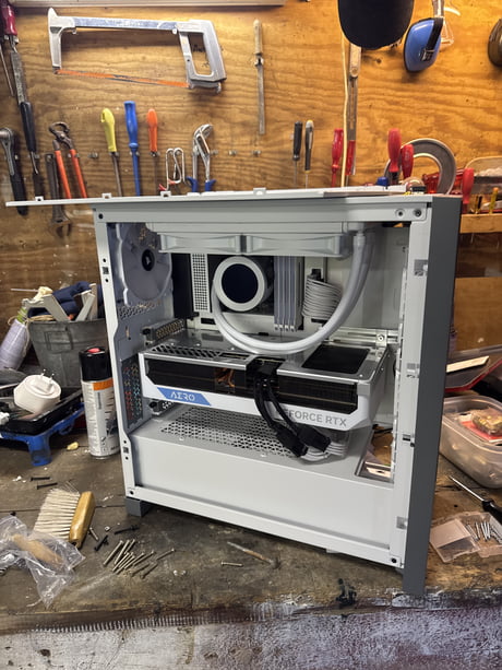 Best Funny pc build Memes - 9GAG