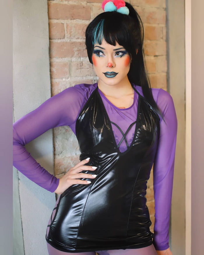 Punchline Cosplay by Joanie Brosas - 9GAG