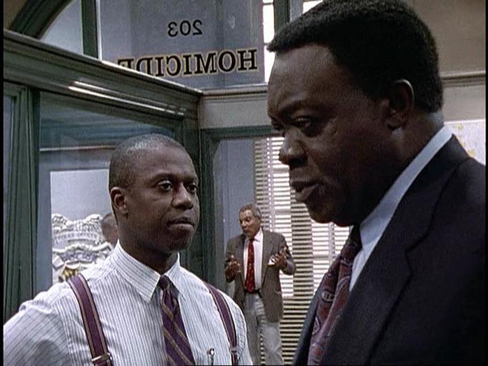 Andre Braugher and Yaphet Kotto in Homicide: Life on the Street. - 9GAG