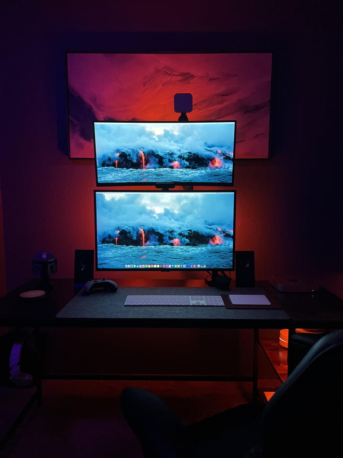 Upgraded from single to Dual monitor set up, and finally got myself a ...