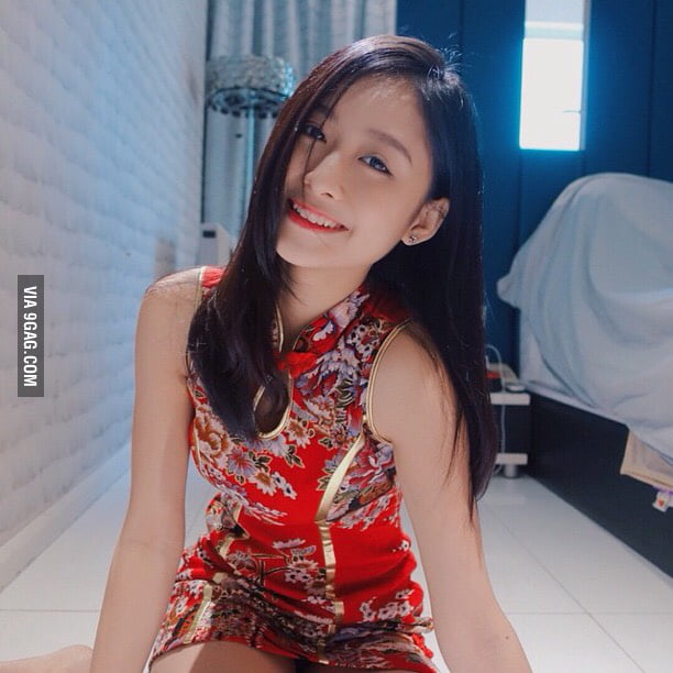 Stella Chen - 9GAG