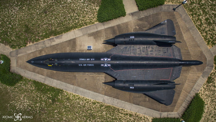 SR-71 "Big Tail" from above - 9GAG