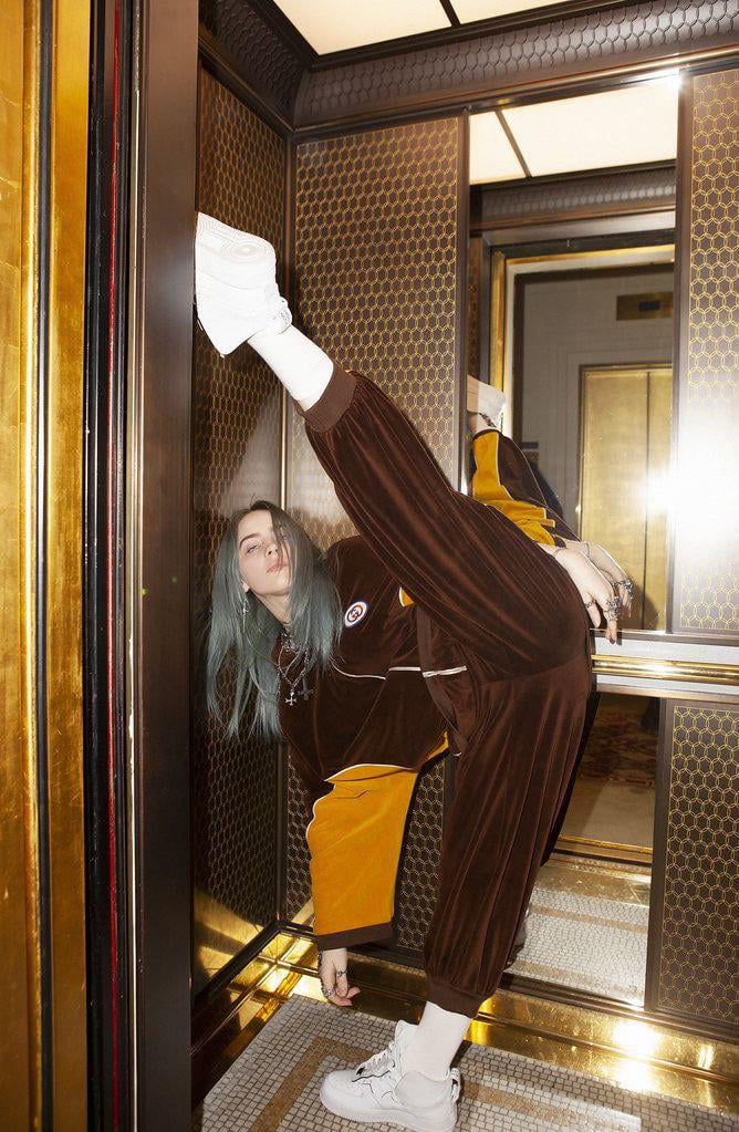 Flexible Billie Eilish - 9GAG