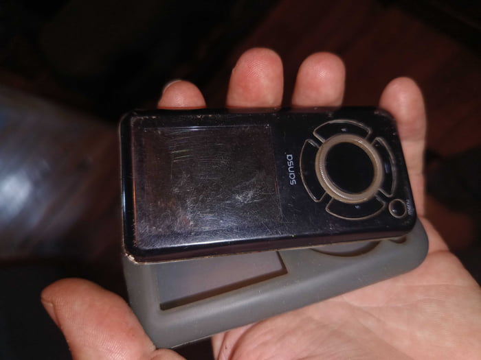 Found my Old MP4... - 9GAG