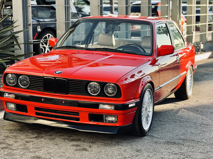 1989 BMW E30, finally completed. - 9GAG