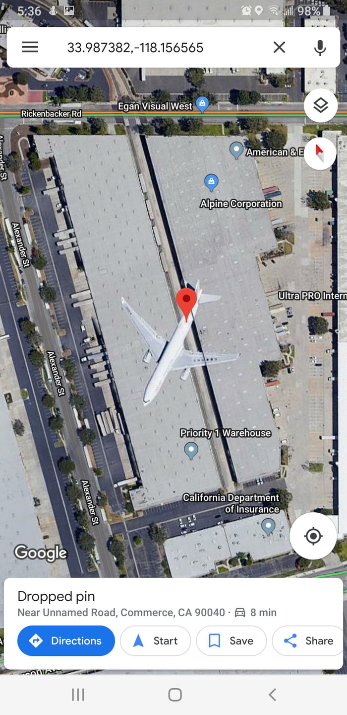 Airplanes in satellite pictures on Google maps look like they're ...