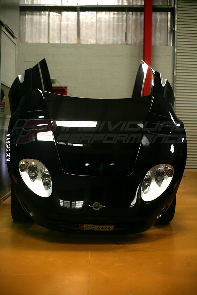 Is it just me or this car looks like Toothless from How to train your ...