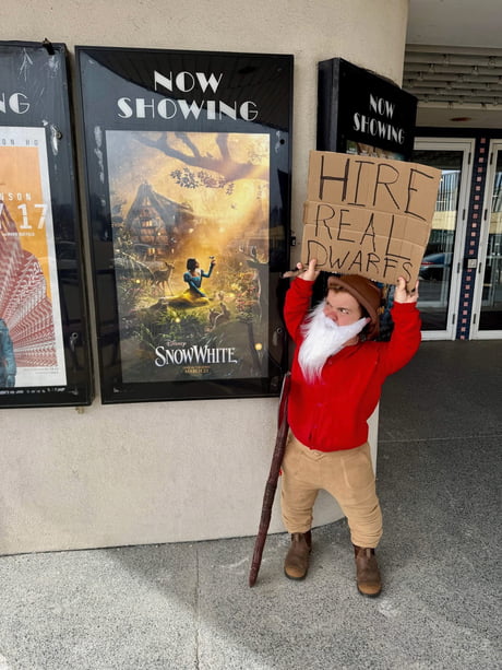 Best Funny dwarf Memes - 9GAG