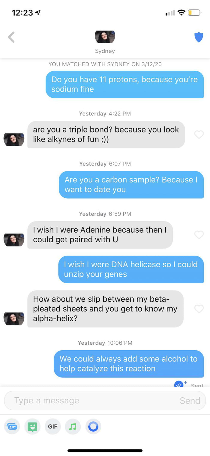 Chemistry pickup lines never fail me - 9GAG