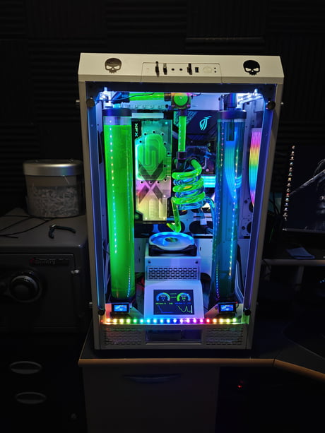 Best Funny pc build Memes - 9GAG