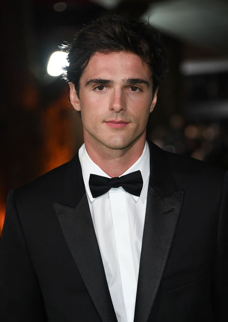 Best Funny jacob elordi Memes - 9GAG