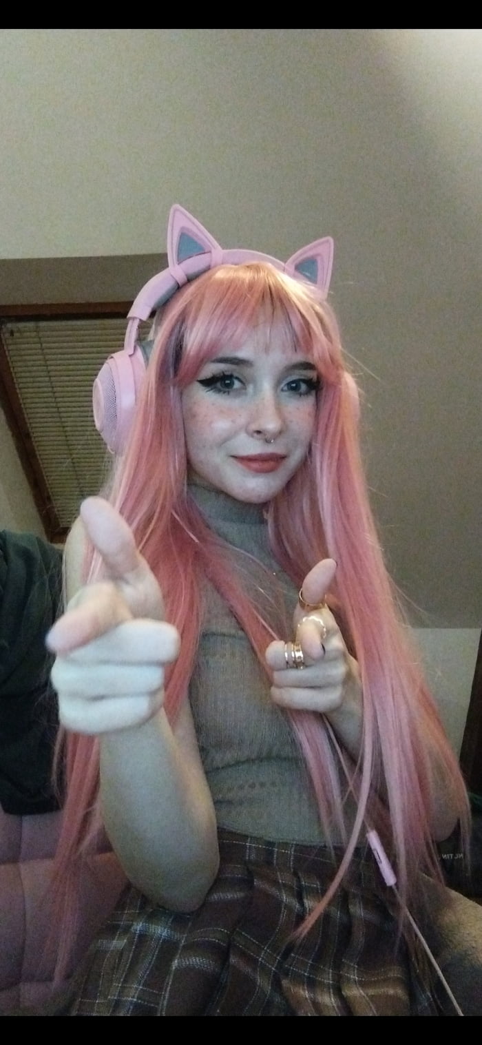 Wanna come over and play some games? - 9GAG