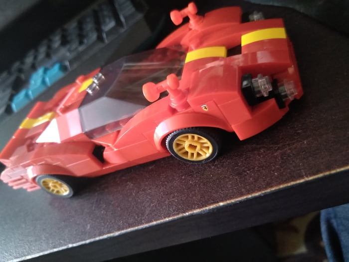 Ferrari 330 P4 - 9GAG