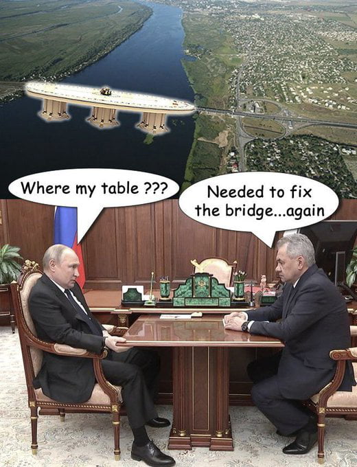 Putin´s table - 9GAG