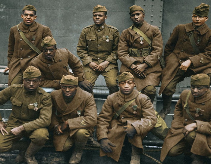 Harlem Hellfighters back from WWI, picture of them wearing the Cross of ...