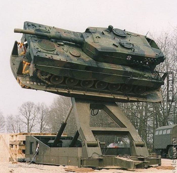 Secret German development - tank gun "Panzerkatapult". Used to deliver ...