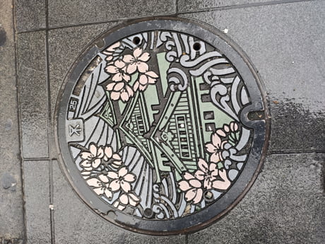 Best Funny manhole Memes - 9GAG