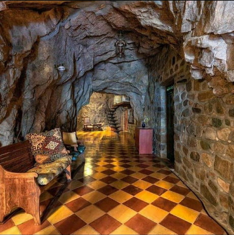 Would you live in a cave house? | Worth to watch