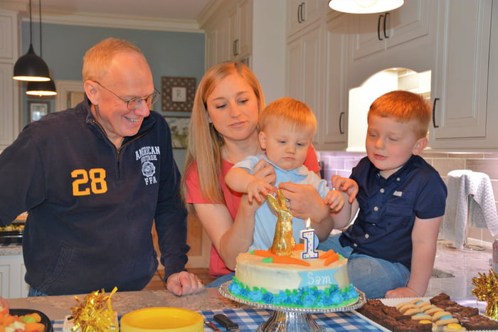 Meet Republican Congressman John Rose, his WIFE, and their two sons ...