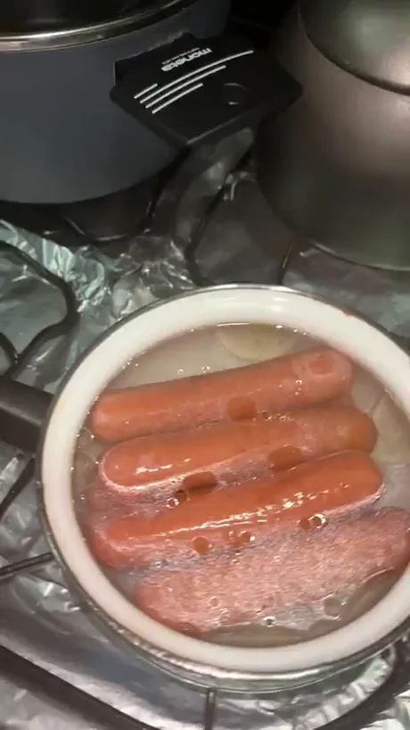 Ramsay Snow Sausage Memes How You Can Snap Up A Hearty Hot Breakfast