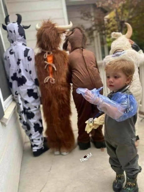 Best Funny cosplay nsfw Memes - 9GAG