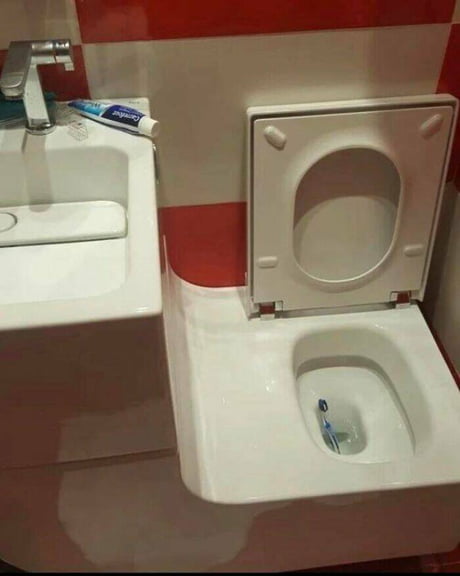 20+ Extremely Crappy Designs That Will Make You Walk Away