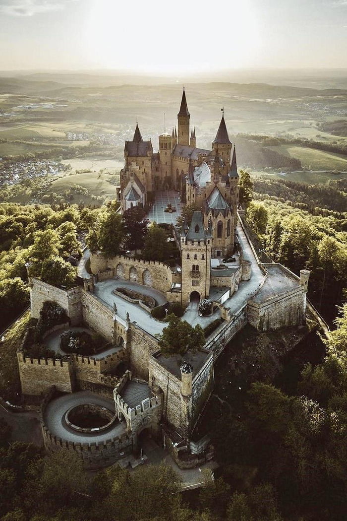 Hohenzollern Castle, Germany - 9GAG