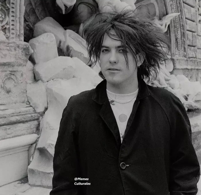 Robert Smith seeing it's friday but you're not in love. - 9GAG