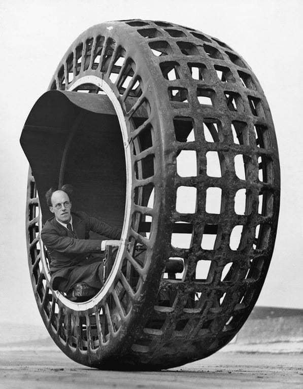 Inventor J. A. Purves drives his Dynasphere spherical car (aka Jumbo ...