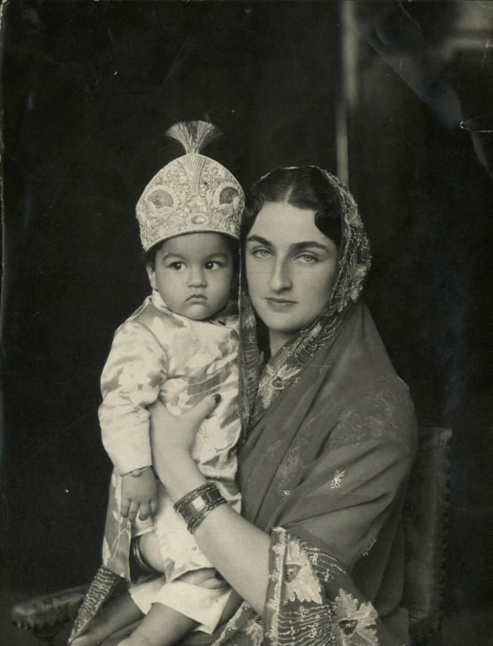 Durru Shehvar Durdana Begum Sahiba, Princess of Berar was an Ottoman ...