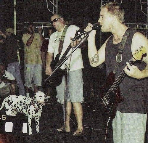 Lou Dog on the stage with Sublime, 90's. - 9GAG