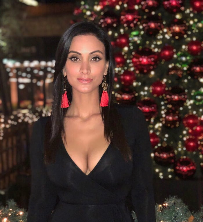 Crystal Marie - 9GAG