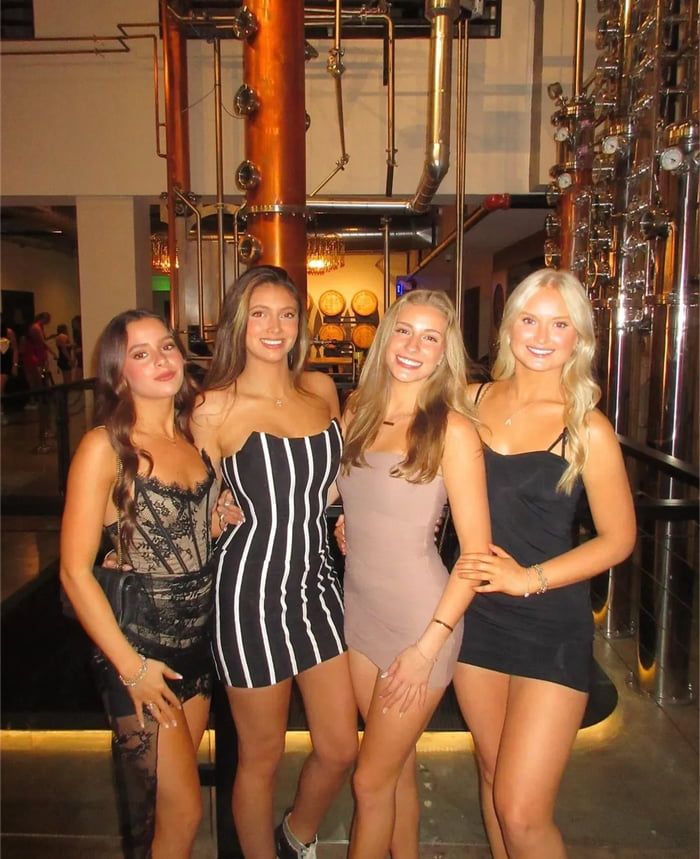 Tight Dress Squad 9gag 8912