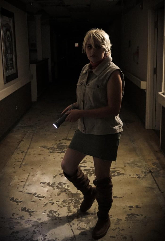 Silent Hill 3 Cheryl Mason Cosplay - 9GAG