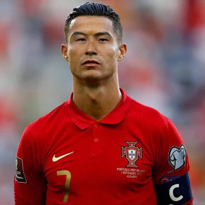 The 12th player of South Korea , Kim Naldo - 9GAG