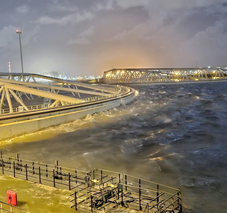 Best Funny rotterdam Memes - 9GAG