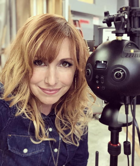 Elizabeth Byron's Instagram, Twitter & Facebook on IDCrawl